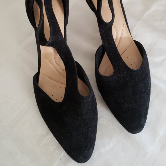 Clarks | Shoes | Clarks Artisan Calla Lily Black Suede Tstrap Heels ...